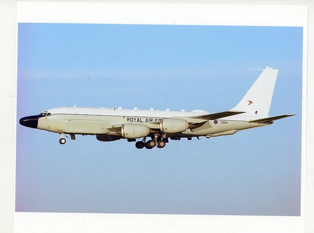 PHOTOGRAPH OF BOEING RC-135W Rivet Joint ZZ664 in Flight 51 Sqn ...