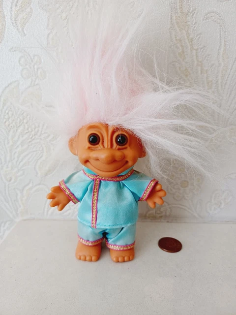 VINTAGE RUSS AROUND The World Collectable China Troll Doll with Light ...