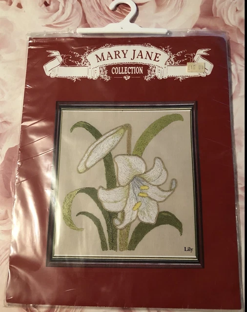 STUNNING MARY JANE Collection Lily Embroidery Designs Kit With Gold ...