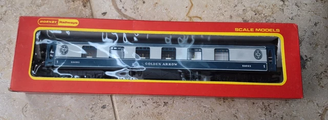 HORNBY R230 GOLDEN Arrow Pullman Coach S309S £21.50 - PicClick UK