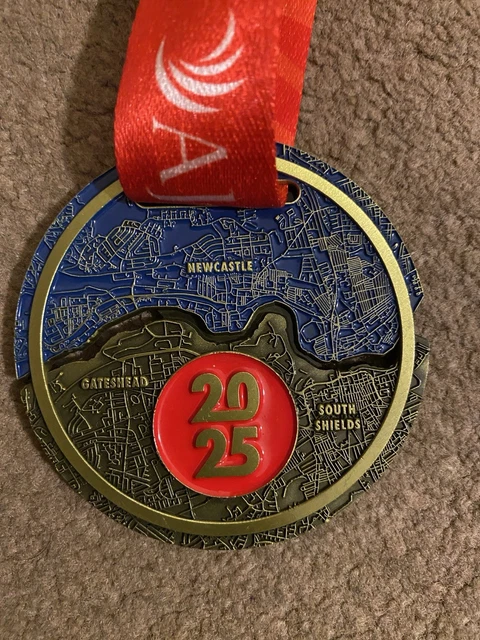 GREAT NORTH RUN Finishers Medal 2025 £25.00 - PicClick UK