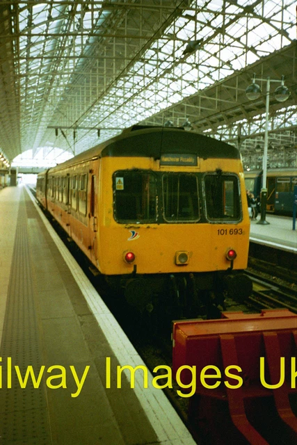 PHOTO CLASS 101 Metro Cammell M56352 & M51192 Holt North Norfolk ...