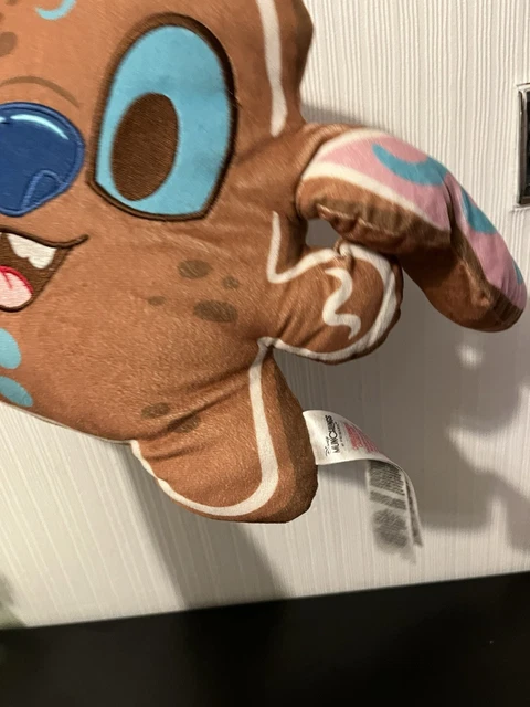 DISNEY AT PRIMARK Stitch Gingerbread Cookie Munchlings plush toy £10.80 ...