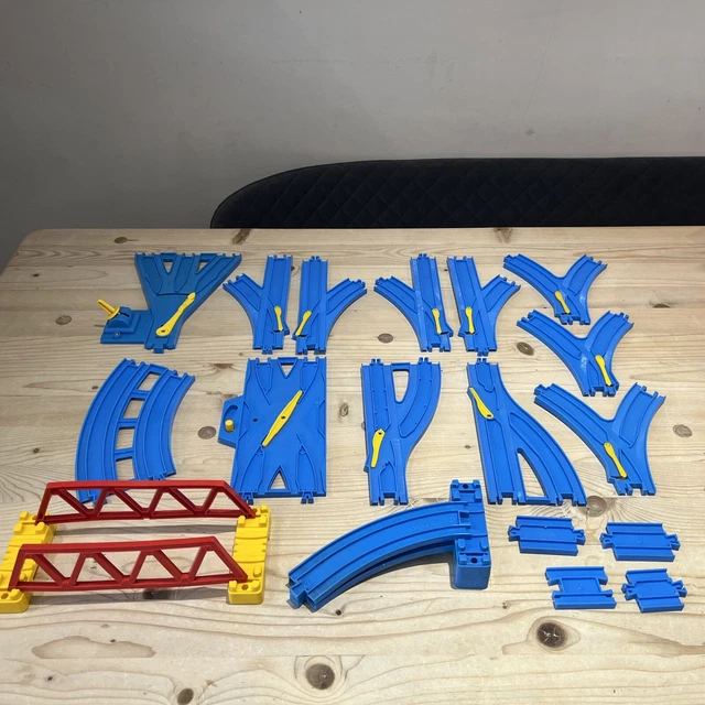 THOMAS TRACKMASTER BLUE Tomy Junctions & Track Pieces Bundle £4.50 ...