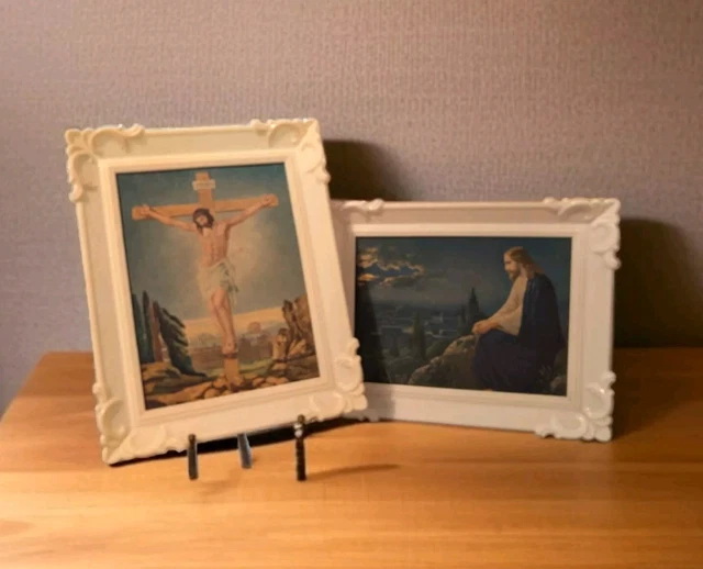 VINTAGE TWO 1940'S Jesus Easter Crucifix Religious Art Original Plastic ...