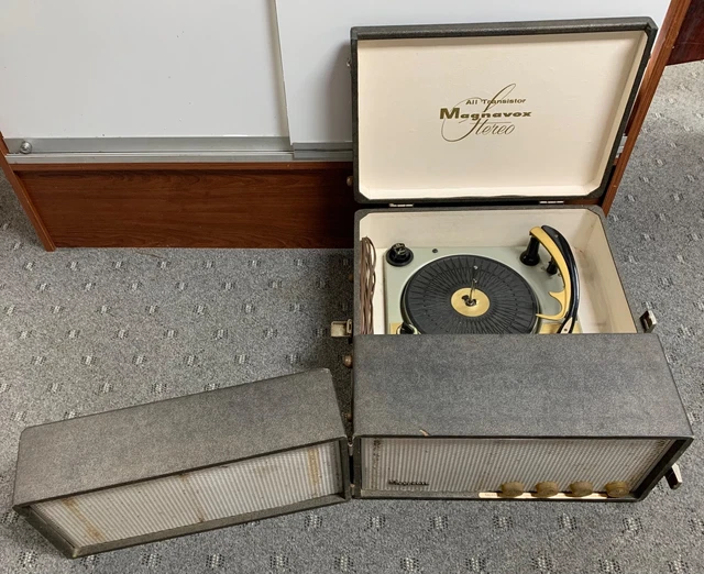 MAGNAVOX IMPERIAL MICROMATIC Stereo Portable Turntable Record Player w ...