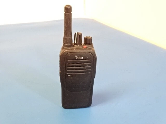 ICOM IC-F2000, UHF 400-470 Mhz, 4 Watt, 16 Channel Nkp Two Way Radio ...