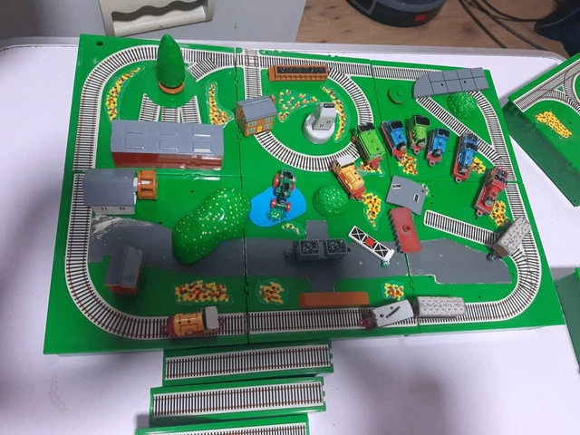 ERTL RARE THOMAS tank engine friends diecast Box Mini Playset 1991 £65. ...