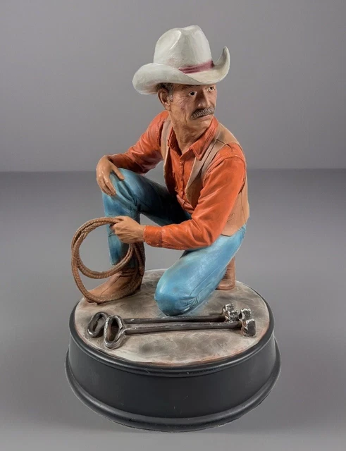 RARE UNIVERSAL STATUARY Corp 1986 Cowboy Western Man Kneeling With ...