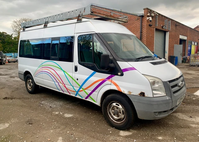 FORD TRANSIT 11 seater diesel minibus with roof rack 2008, needs ...