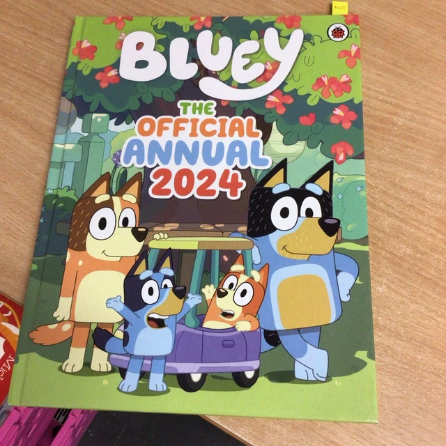 BLUEY: THE OFFICIAL Bluey Annual 2024 by Bluey £5.76 - PicClick UK