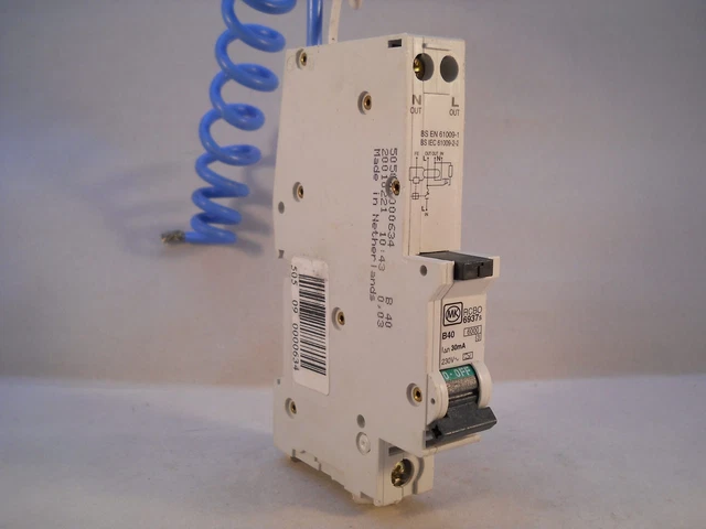 MK RCBO 40 Amp 30mA Type B 40A Sentry B40 06937S 6937S £31.95 - PicClick UK