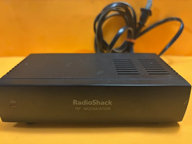 RADIO SHACK RF Modulator Video Signal Converter AV to Coaxial 15-1214 ...