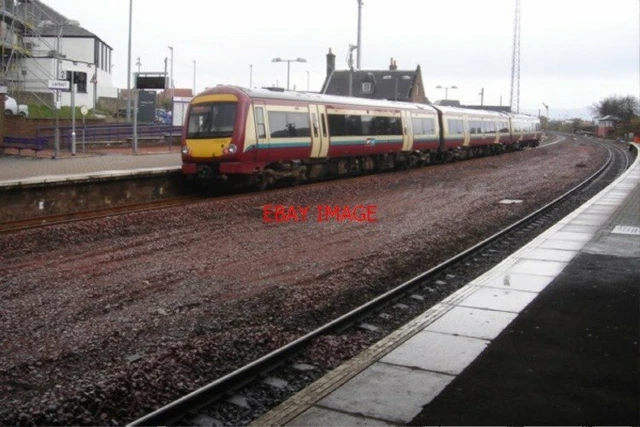 PHOTO CLASS 170 Unit At Larbert During A Sudden Shower An Spt-Liveried ...