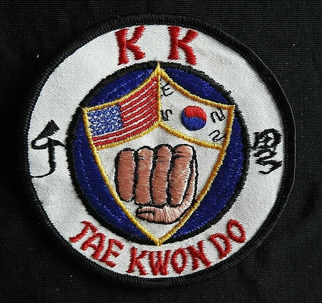 C.1972 &MASTER KIM'S K K Tae Kwon Do Studio" Kota Kinabalu Malaysia Patch EUR 28,52 - PicClick IT