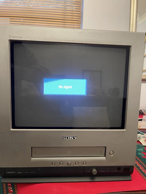 VINTAGE RETRO GAMING TV - Sony Trinitron 14" Flat Screen CRT - VHS - KV ...