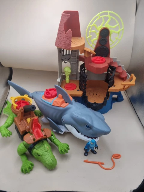 FISHER PRICE IMAGINEXT Wizard Tower Castle Playset And Megashark Bundle ...