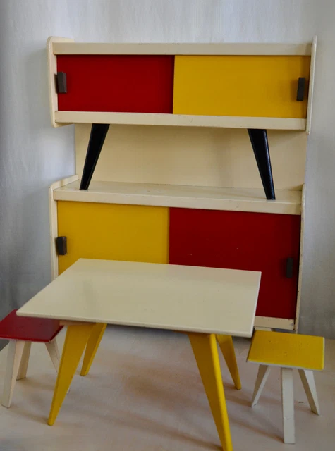 JOUET ANCIEN MEUBLES poupée en bois buffet avec 1 table + 2 tabourets années 60 EUR 80,00 ...