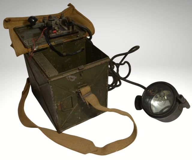 BRITISH ARMY SIGNAL Lamp & Morse Code Telegraph, World War 2 (1939-45 ...