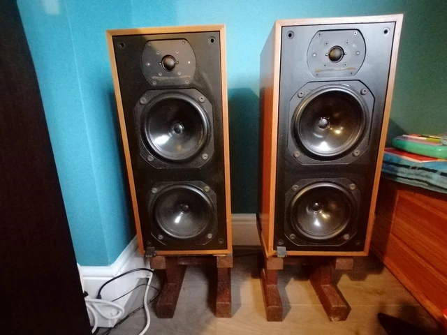 B&W DM14 WALNUT Bowers and Wilkins Bookshelf Speakers Audiophile England receipt £270.00 ...