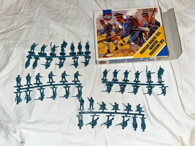 VINTAGE AIRFIX 1/72 Scale Prussian Infantry 1815 Figures Complete ...