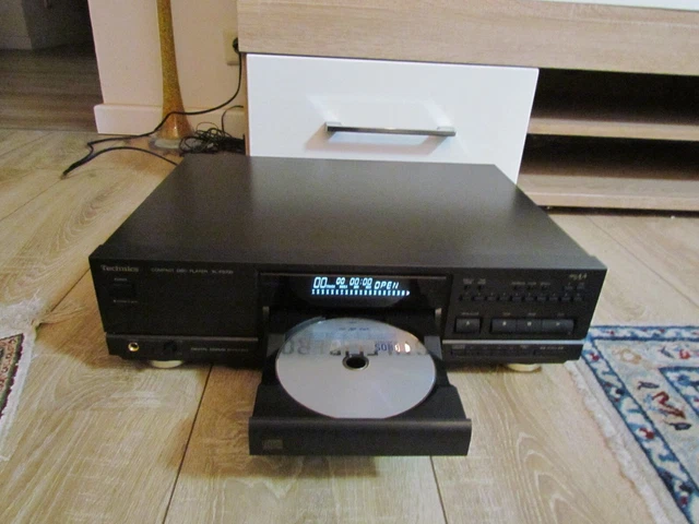 TECHNICS SL-PS700 CD Spieler CD Player Class AA Mit Fernbedienung Und ...