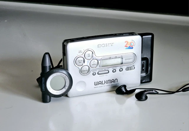 SUPER RARE SLIM SONY Walkman WM-FX877 Radio Cassette Player LCD Remote ...