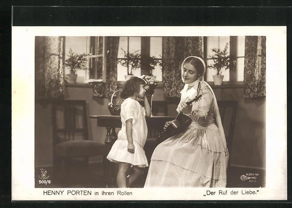 CARTOLINA SCENA DEL film da Der Ruf der Liebe, Henny Porten suona per ragazze sul git EUR 4,00 ...