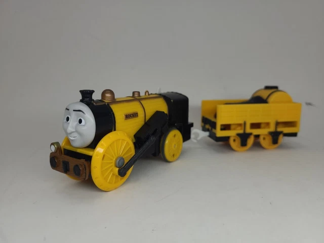 THOMAS & FRIENDS Trackmaster Motorized Train Stephen "The Rocket" $35. ...