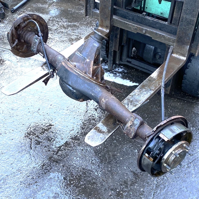 REAR AXLE WITH 4.875 DIFF / SEE DESC MITSUBISHI L200 K74T Series 3 2 ...