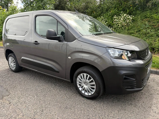 2020 PEUGEOT PARTNER 1.5 BlueHDi Panel Van - 1 Owner, FSH, Timing Belt ...