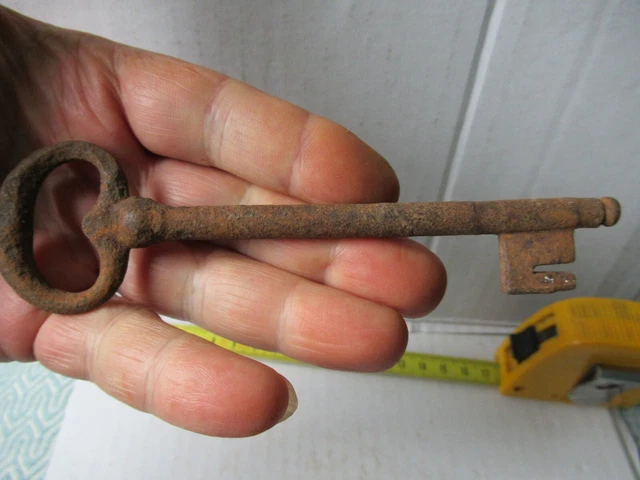 ANCIEN CLE CLEF Antique Old Key Alter Schlüssel Vecchia Chiave Llave ...