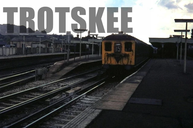 35MM SLIDE BR British Rail Electric EMU Class 402 2HAL 2656 Purley ...