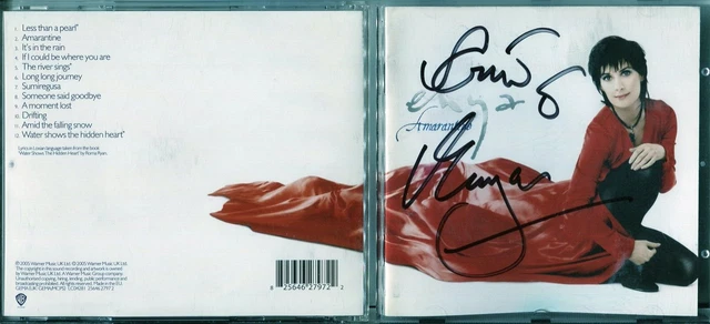 AUTOGRAPHE ORIGINAL SIGNED de la Chanteuse Irlandaise ENYA sur Jacket ...