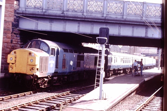 1980S BRITISH RAIL BR Diesel Loco Scotland Railway Slide 1968 £3.19 ...