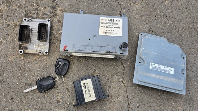 HOLDEN ALLOYTECH VZ Bcm Pim Ecu Kit Calais Adventra 5 Speed Auto 589 ...