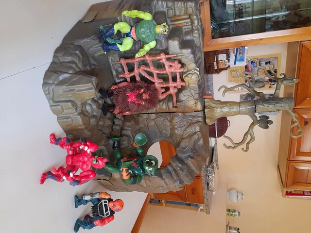 MASTERS OF THE universe he-man castello di skeletor EUR 300,00 ...