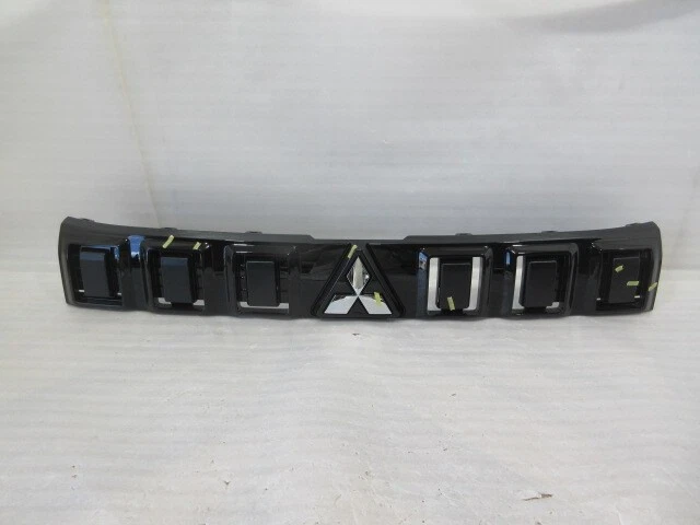 MITSUBISHI DELICA MINI B34A Genuine Front Grille OEM Replacement Part ...