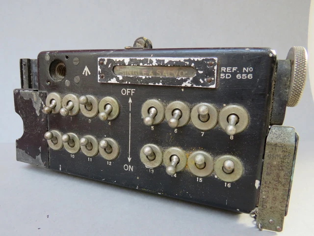 AVRO LANCASTER BOMB Selector Switch Box WWII RAF Air Ministry Ref: 5D ...