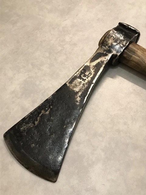 OUTIL ANCIEN HACHE Bûcheron BRET Axe Forgé Old Tool Art Populaire Objet ...