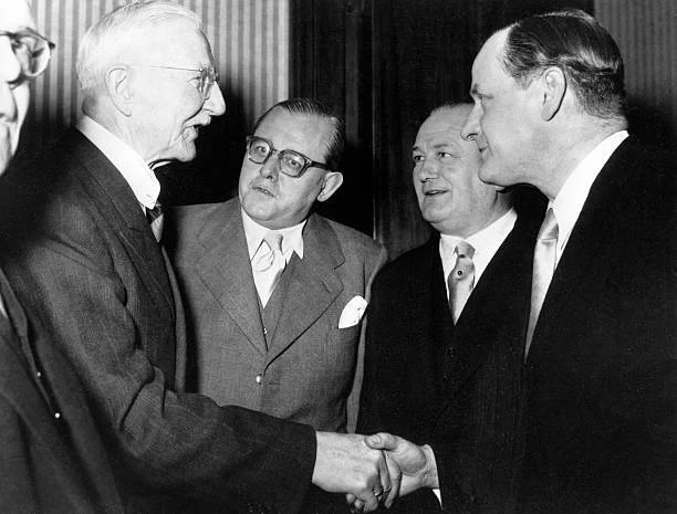 SCHACHT, HJALMAR ECONOMIST, banker, liberal politician, German- 1953 ...