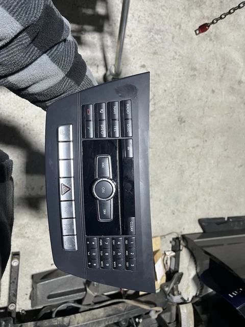 MERCEDES-BENZ W204 C-KLASSE Radio Command Navi Disc A2049001813 EUR 107 ...