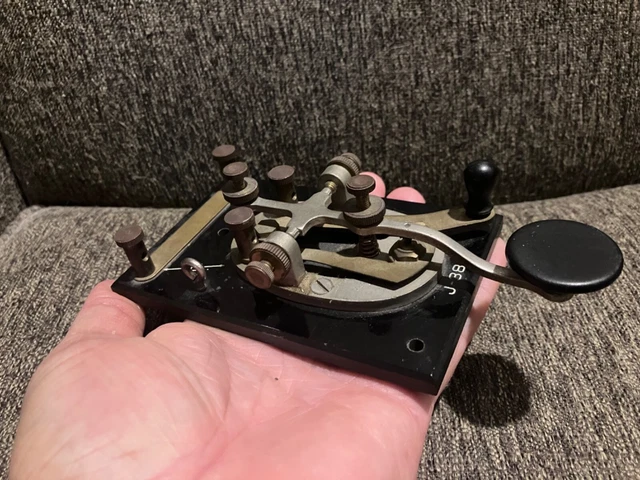 J-38 TELEGRAPH KEY Ham Radio US Army Military Morse Code Seconde Guerre ...