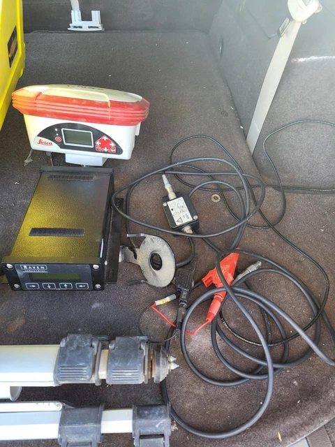 LEICA GNSS RECEIVER Antenna Geo ace W/ Tripod And Gev71 External ...