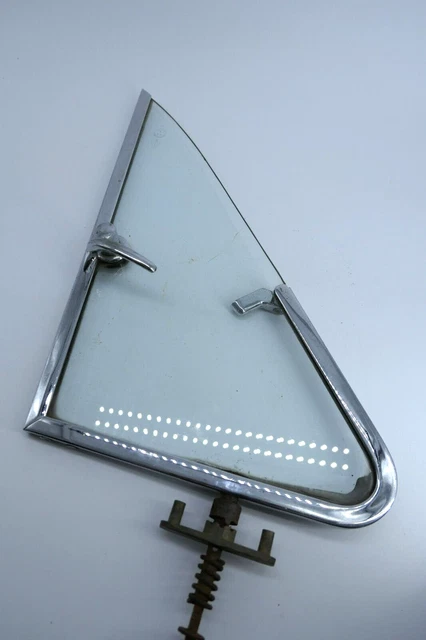 ORIGINAL JAGUAR MK2 Quarter Light Front Left Side Daimler V8 With ...