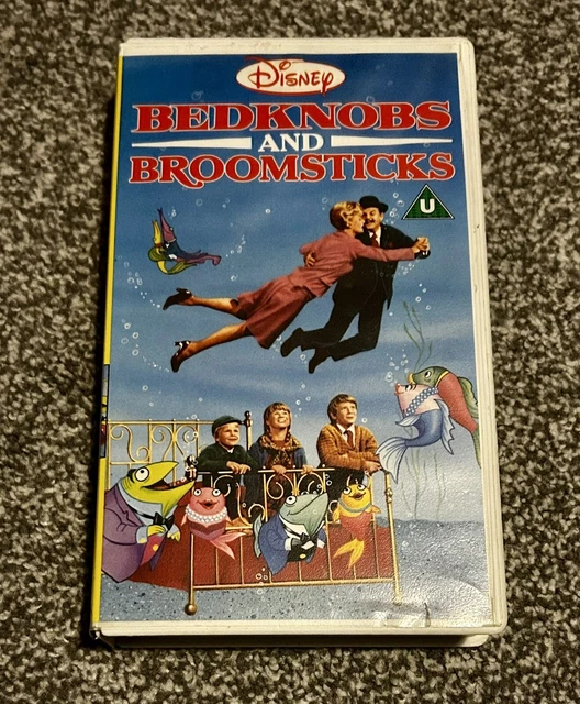 DISNEY BEDKNOBS AND Broomsticks VHS Video EUR 5,87 - PicClick IT