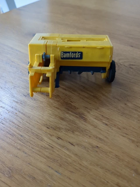 VINTAGE BRITAINS HAY Baler Farm Toys New Holland bamfords yellow £10.77 ...