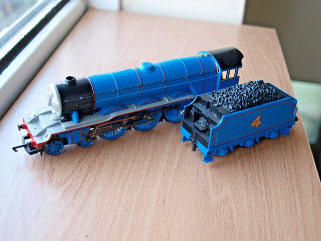 HORNBY OO GAUGE R383 Gordon. Thomas and Friends. £99.52 - PicClick UK