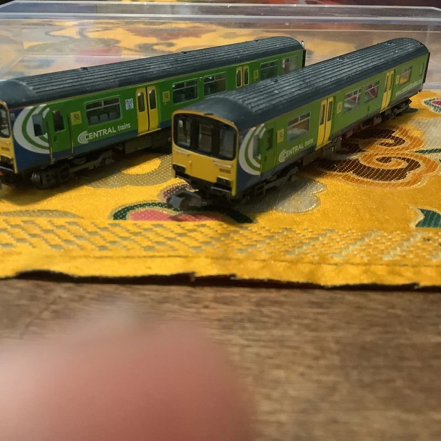 GRAHAM FARISH N Gauge Class 150 Central Trains £99.00 - PicClick UK