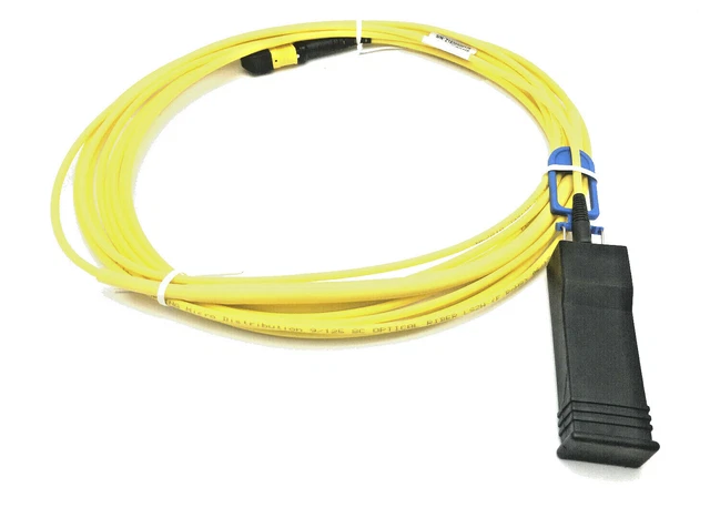 MOLEX 100G QSFP28 PSM4 Mpo 5m Lszh 1210nm 500M 106422005 Rev 1 EUR 237 ...